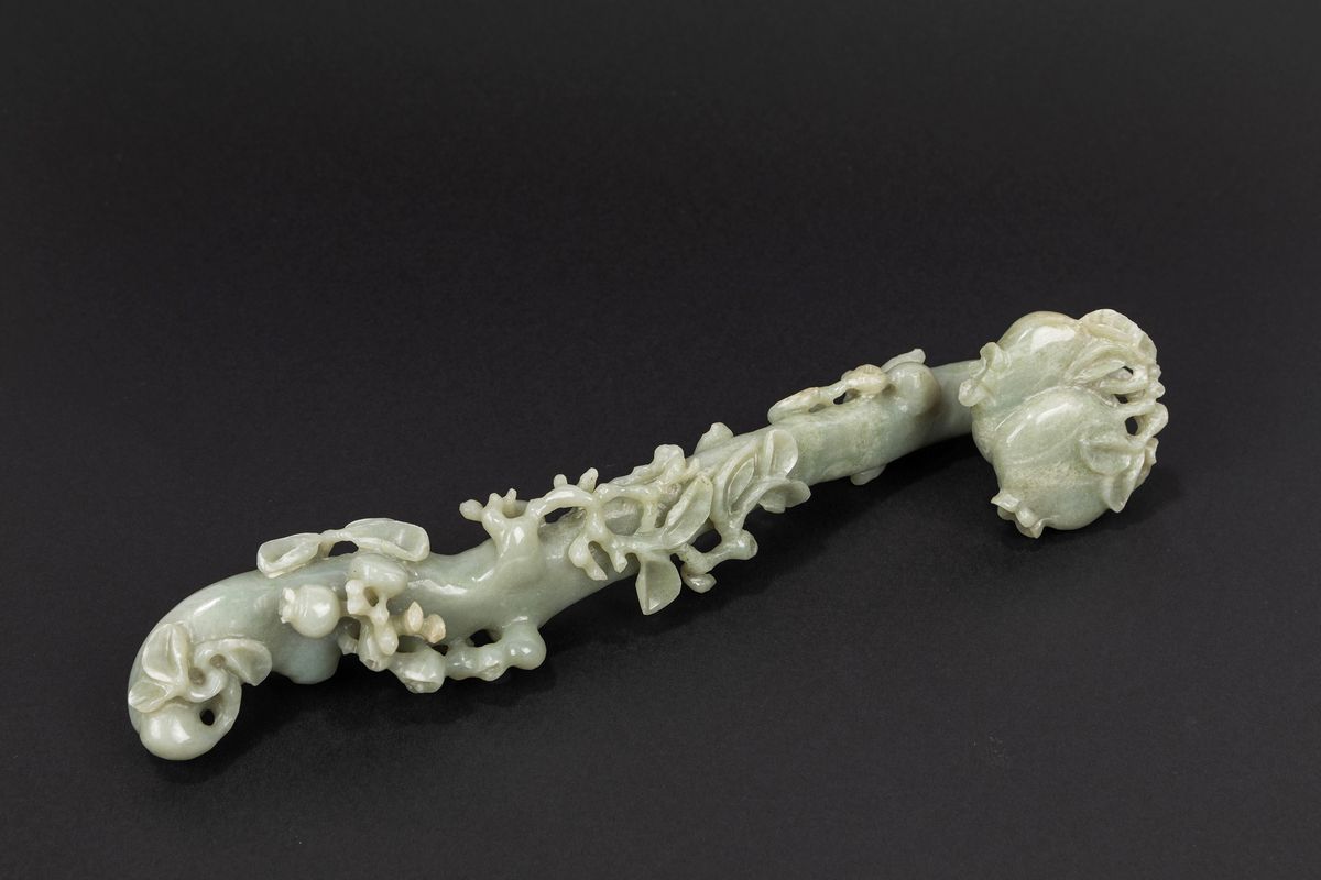 A celadon jade ruyi scepter. China, late 19th c. | Asian Art / 东方艺术 ...