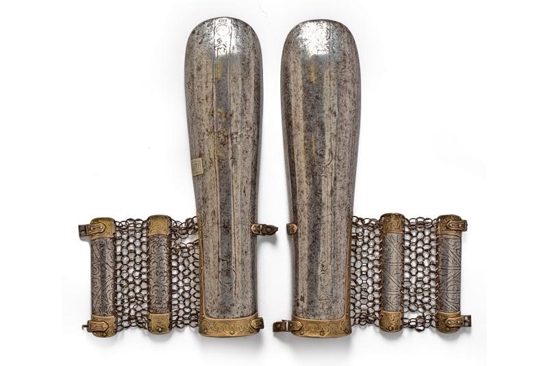 A rare pair of arm defences circa 1700 | Rare and fine Antique Arms and ...