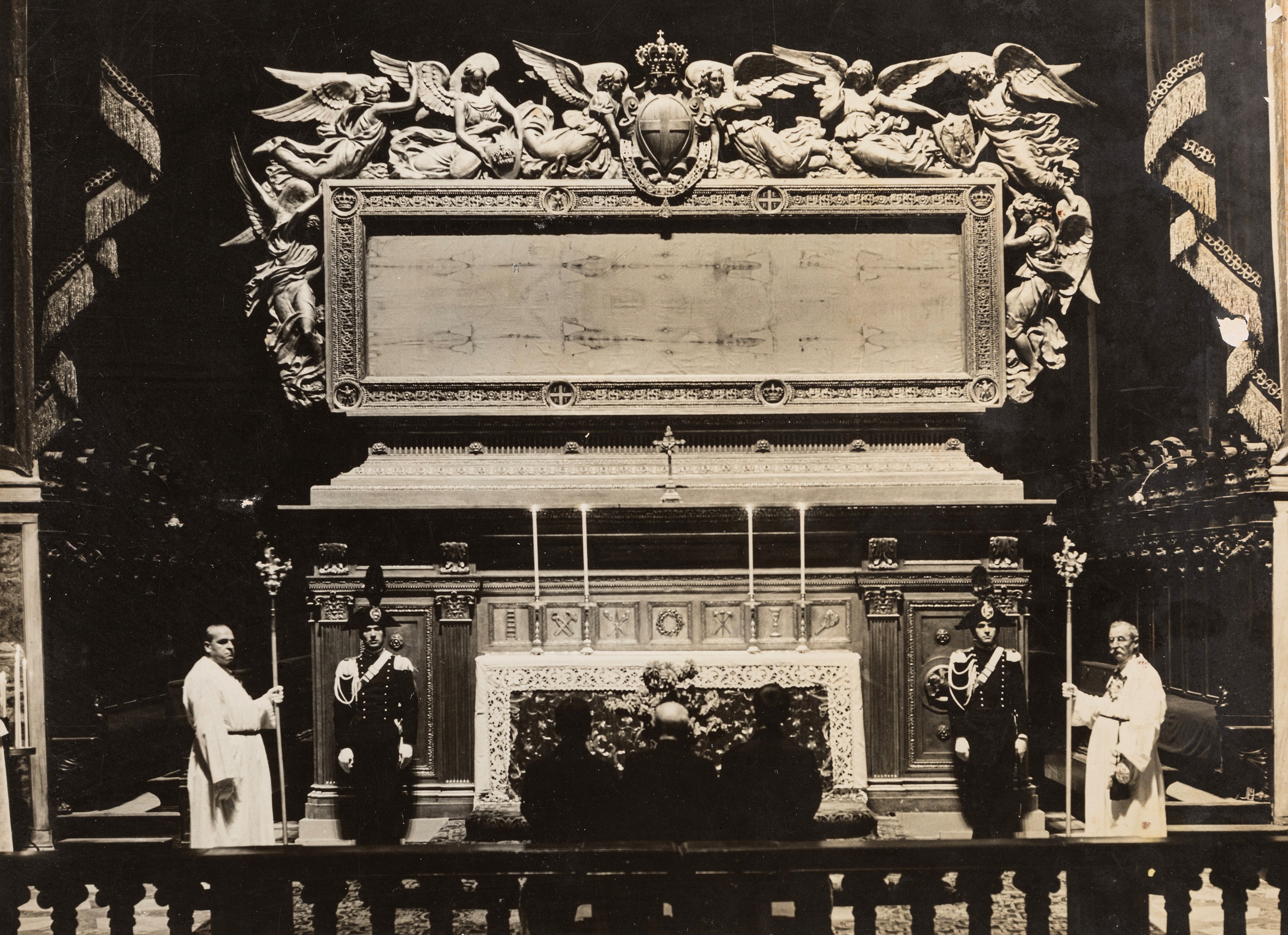Anonimo - Ostensione della S.S Sindone, Torino 1933 | Photographs ...