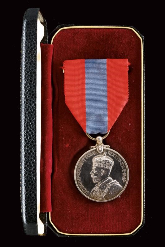Imperial Service Medal mid-20th Century | Rare and Fine Antique Arms ...