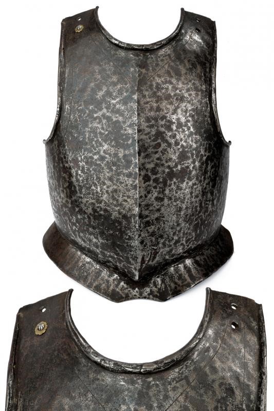 A heavy breastplate 17th Century | Rare and Fine Antique Arms & Armour ...