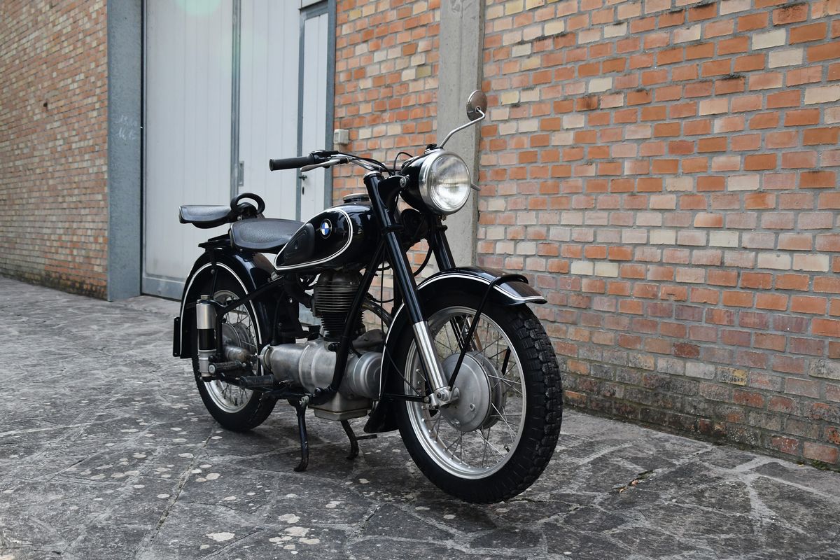 BMW - R25 1954 | Collector Cars | Finarte, casa d'aste