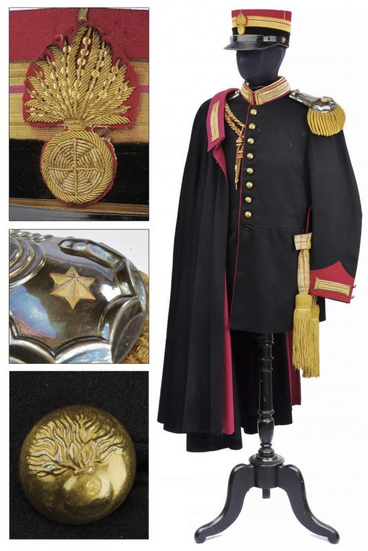 A uniform for a major of the Palatine Guard, winter service - Vatican ...