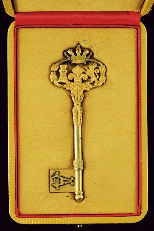 A Chamberlain's key first quarter of the 20th Century | Fine Antique ...