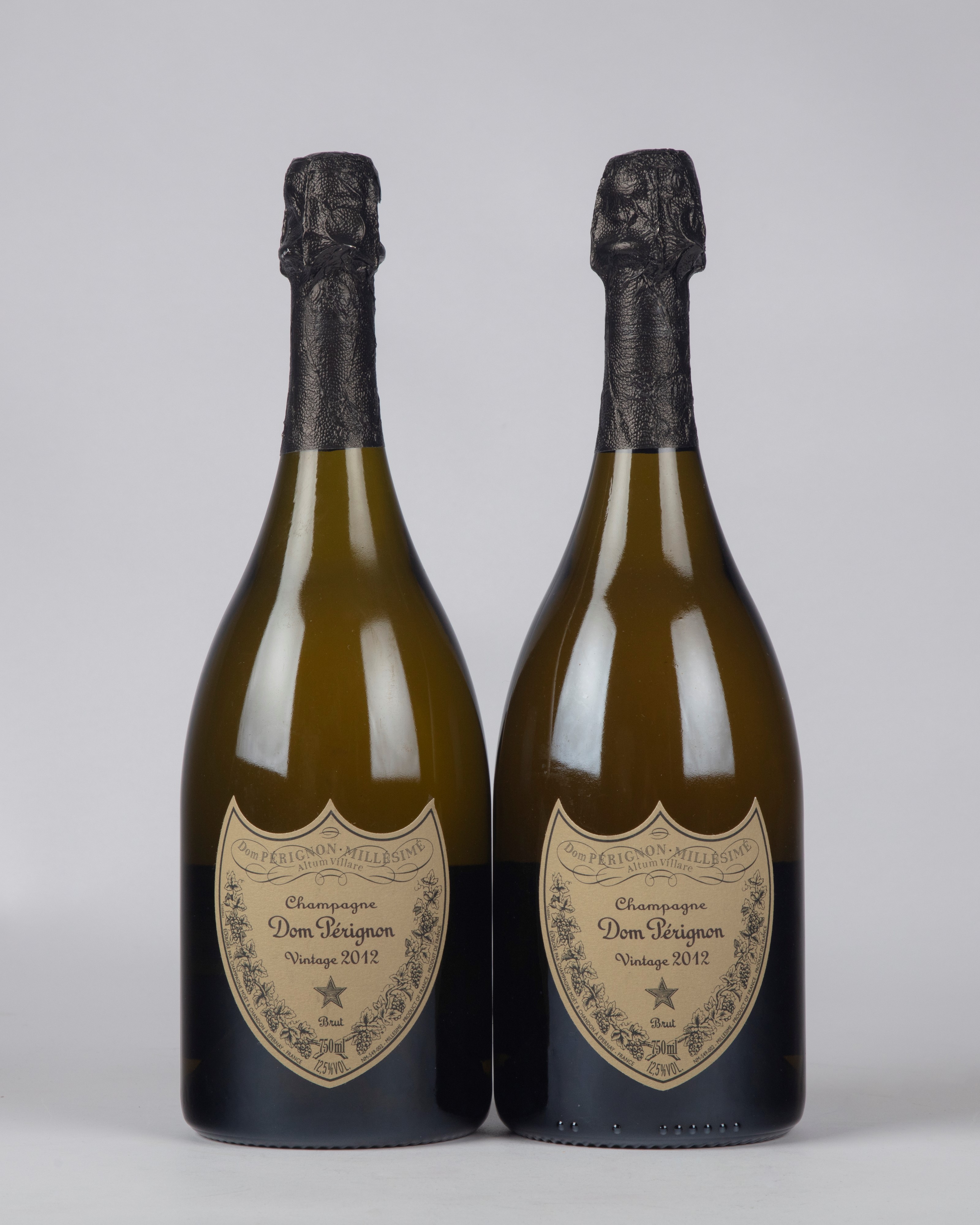 Francia - Dom Perignon Brut (2 BT) 2012 | Fine Wines & Spirits ...