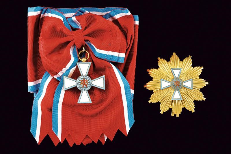Order of the republic late 20th Century | Fine Antique Arms and ...