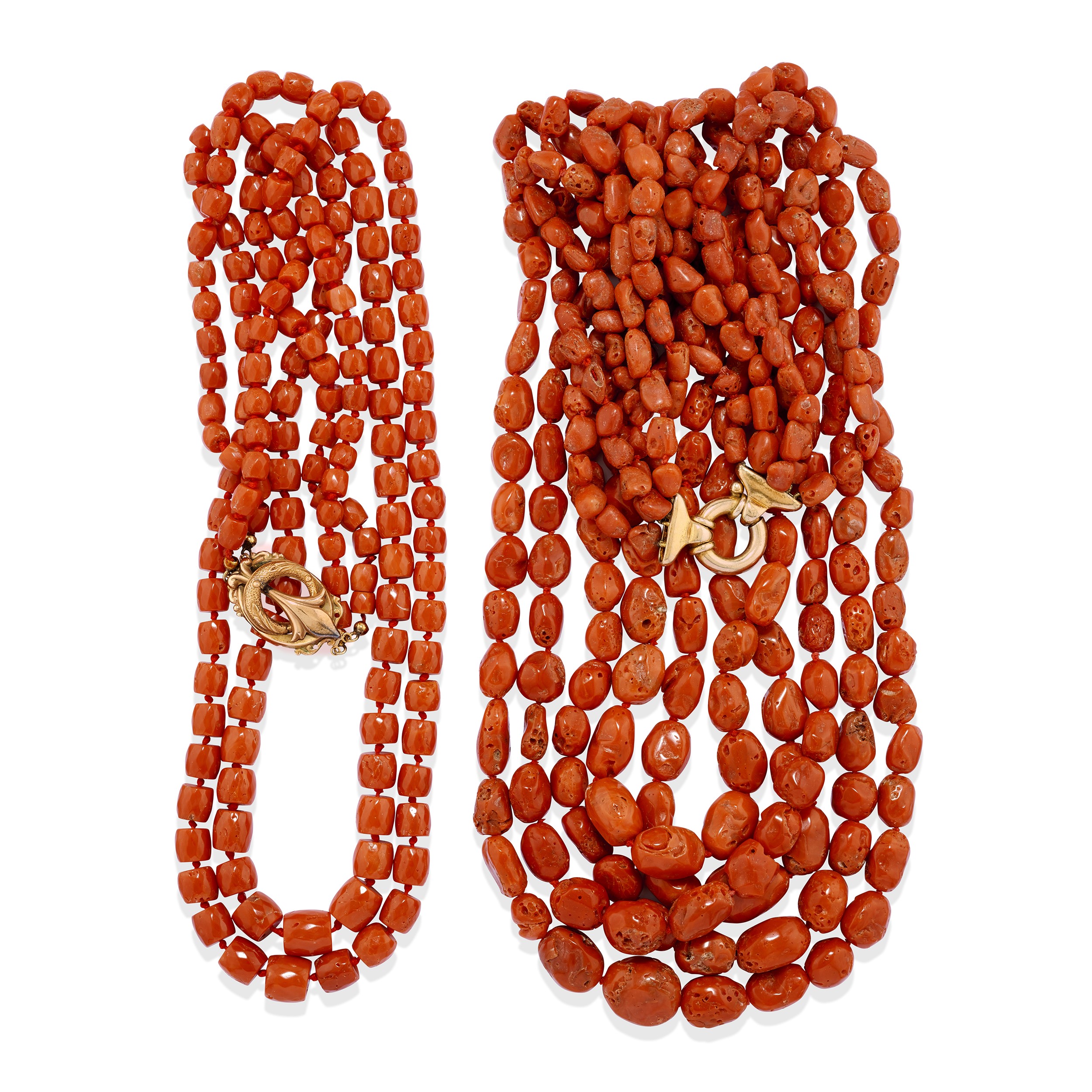Due collane con corallo | Gioielli | Finarte, casa d'aste