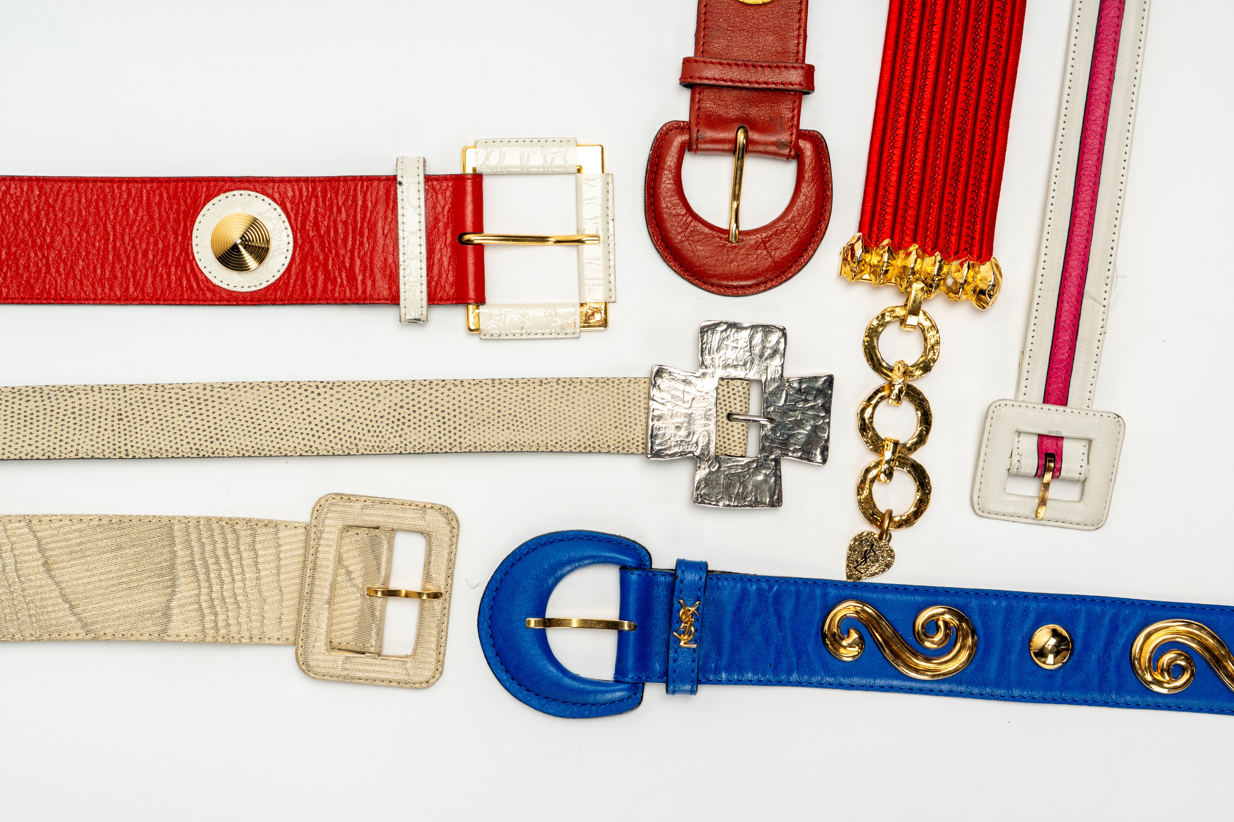 Yves Saint Laurent - Lot of seven belts 80s | Fashion Vintage | Finarte ...