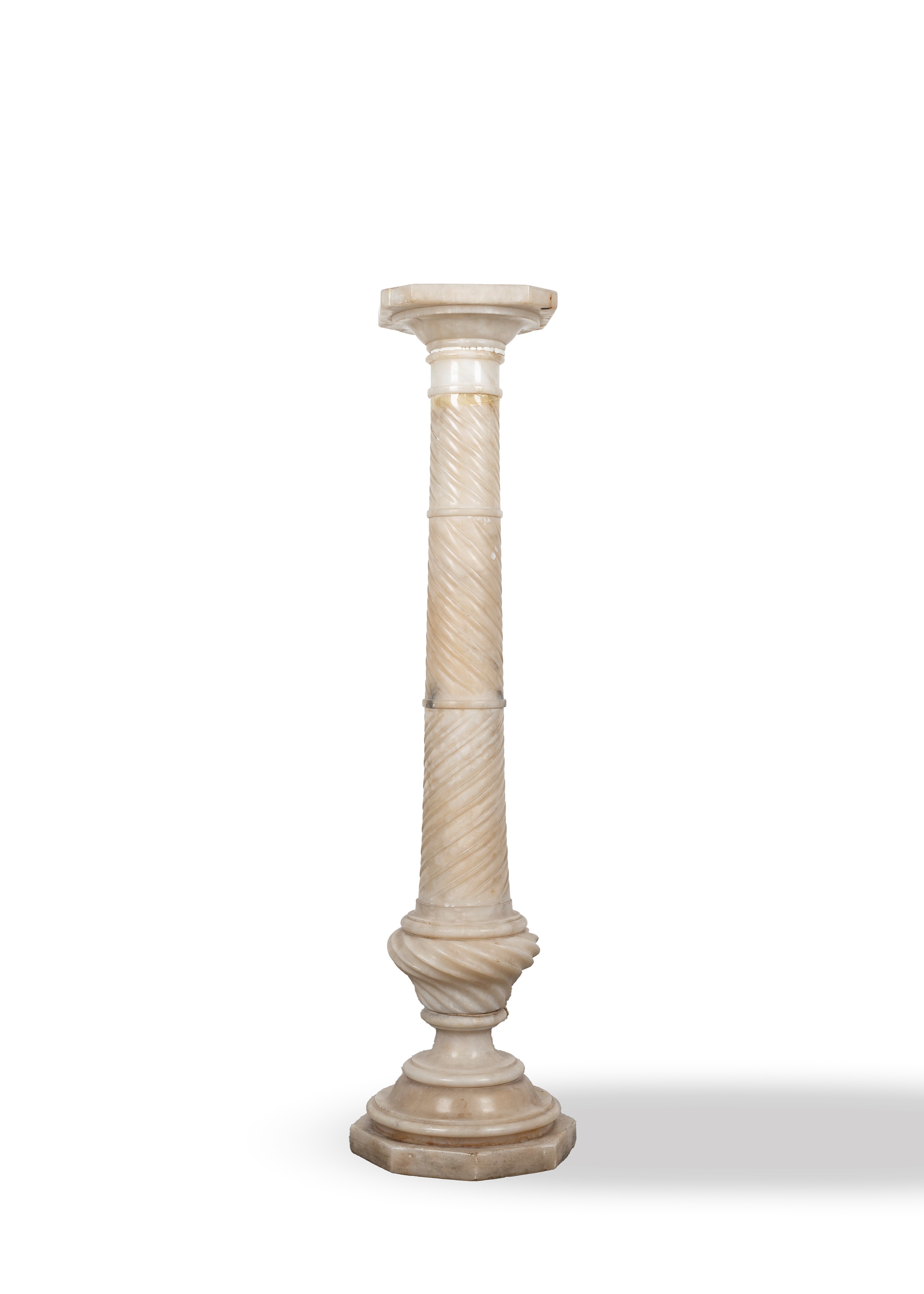 Colonna tortile in alabastro, secolo XIX | Incanti d'Arte | Finarte ...