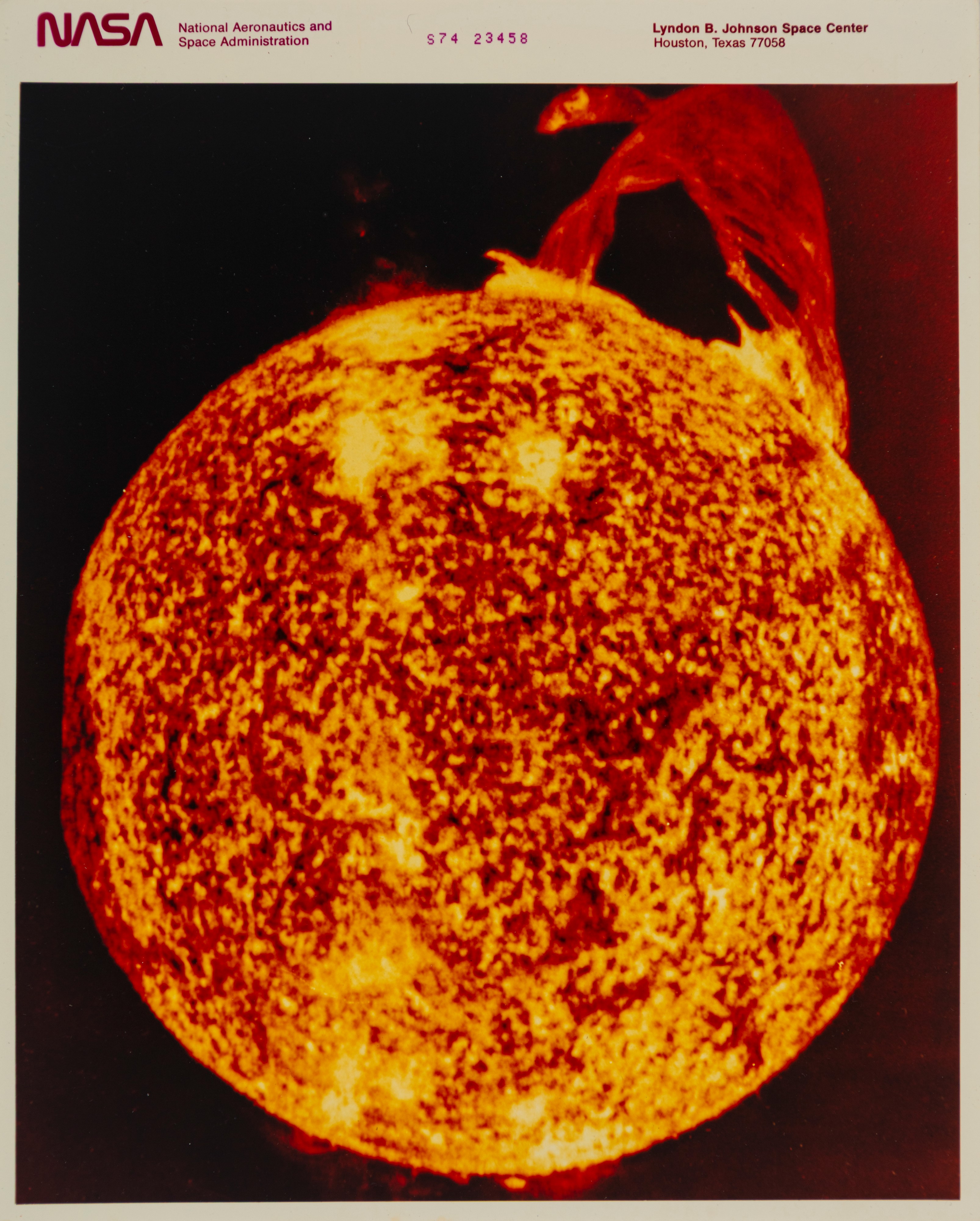 NASA - Skylab 4 atm view 1973 | Fotografia / Christmas Early Gifts ...