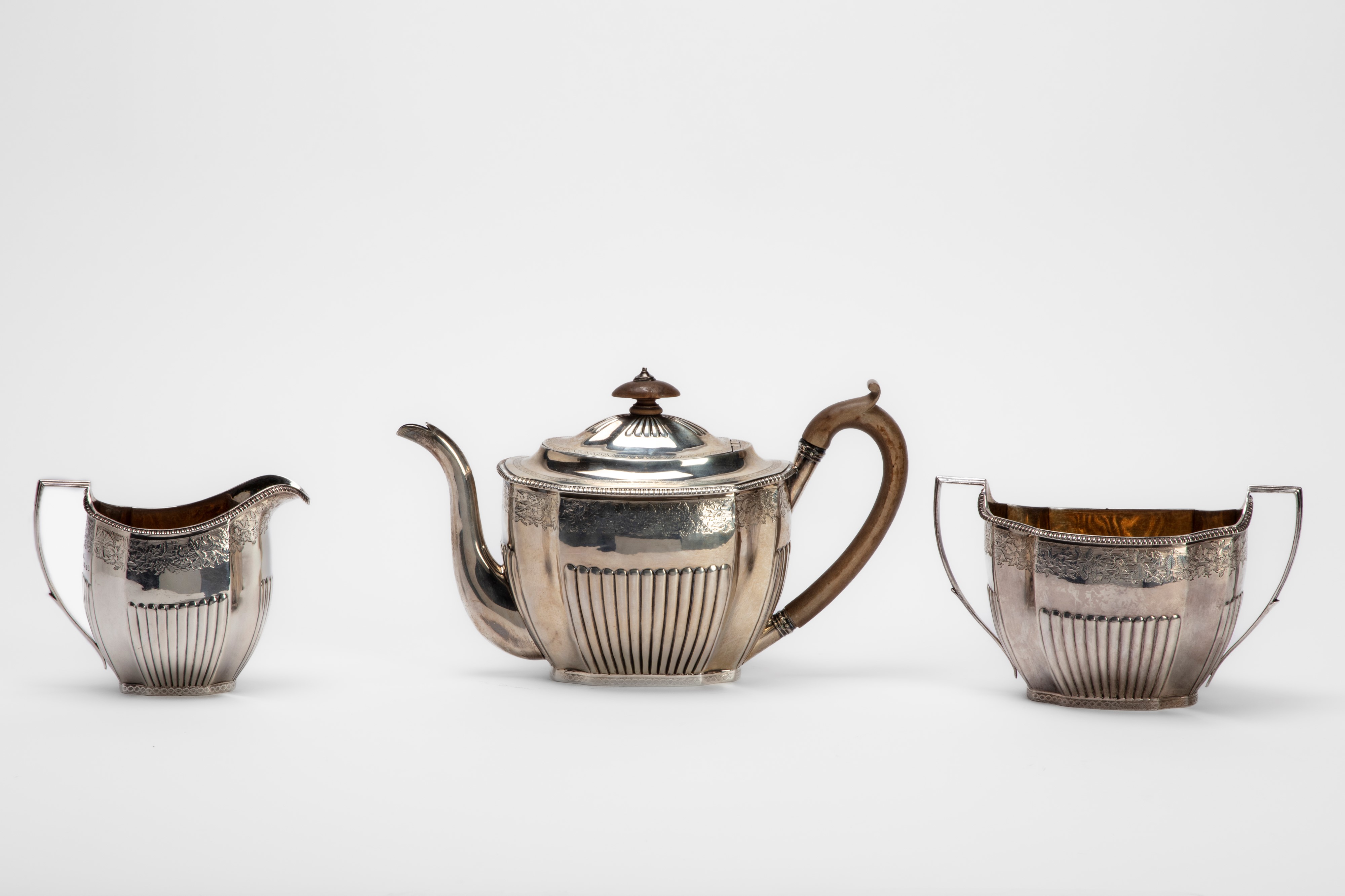 Thomas Robins - Tea service London, 1804 | Antique and Collectors ...