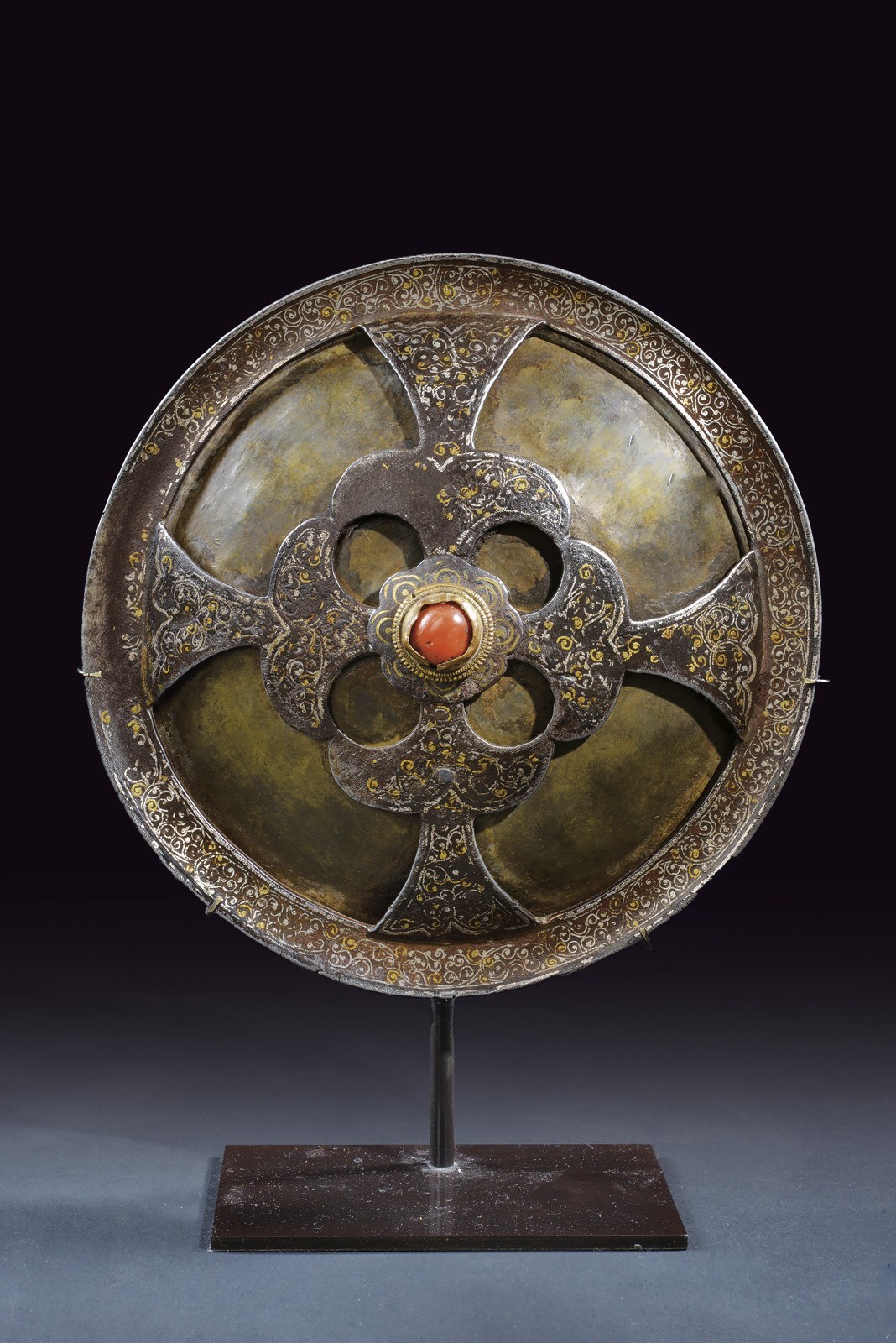 A beautiful ritual breast plate "Thugs gsal me long" circa 1700 | Rare ...