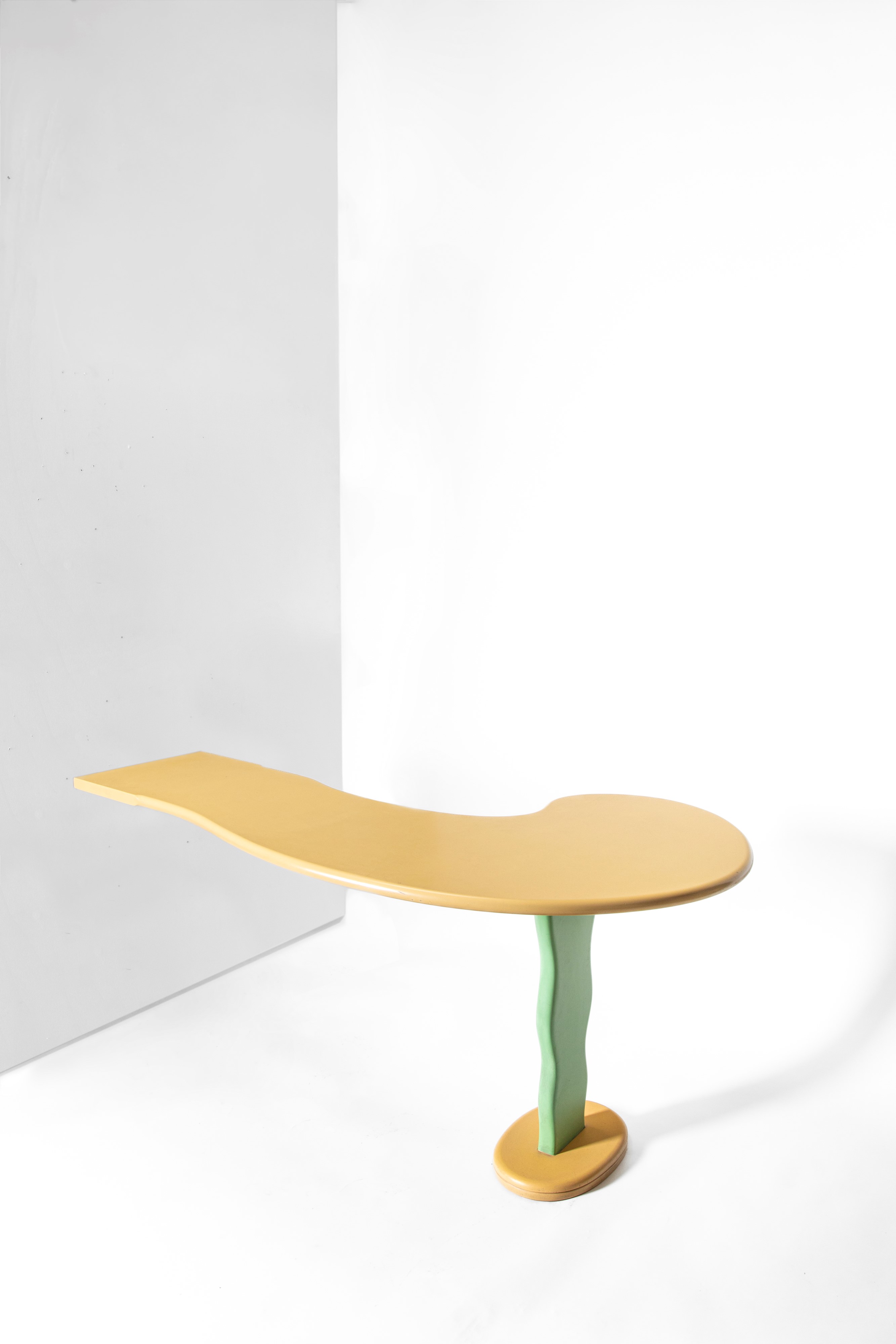 Laura Fiume (attr.) - Scrivania 1980 circa | Easy Design | Finarte ...