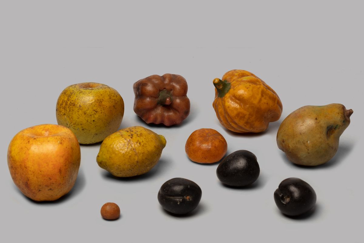 Lot of 11 wax fruits and vegetables, 19th century | Charms of Art ...