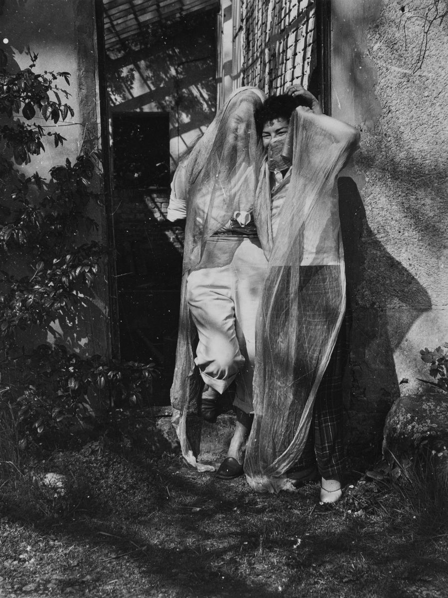 Man Ray - Juliet and a friend anni 1940 | Fotografia | Finarte, casa d'aste