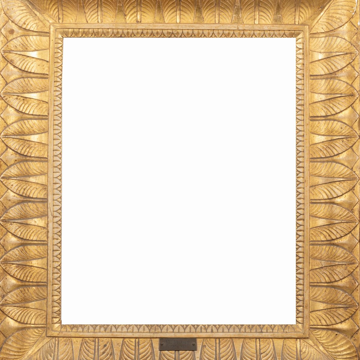 Cornice in legno dorata a guantiera, decorata a palmette, secolo XIX ...