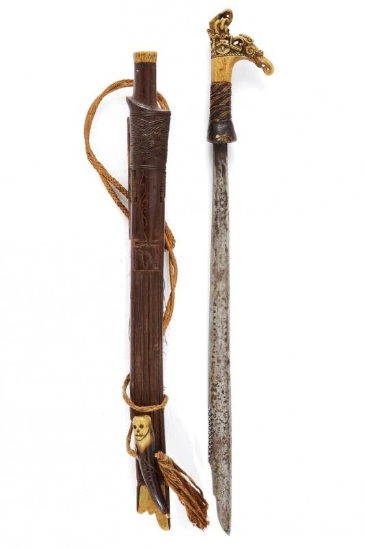 A rare Mandau / Parang ilang of the Kajan-Dayak, for a boy | Rare and ...