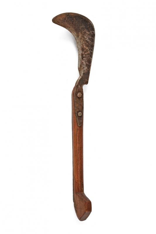 A sickle knife | Rare and Fine Antique Arms from the Malay Archipelago ...
