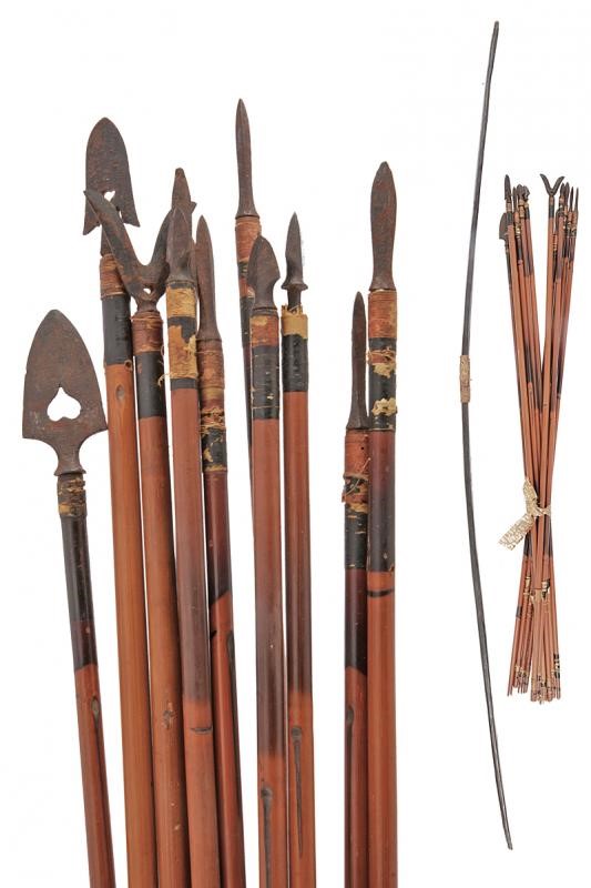 A Yumi (bow) with twelve arrows Edo Period (1603-1867) | Rare and Fine ...