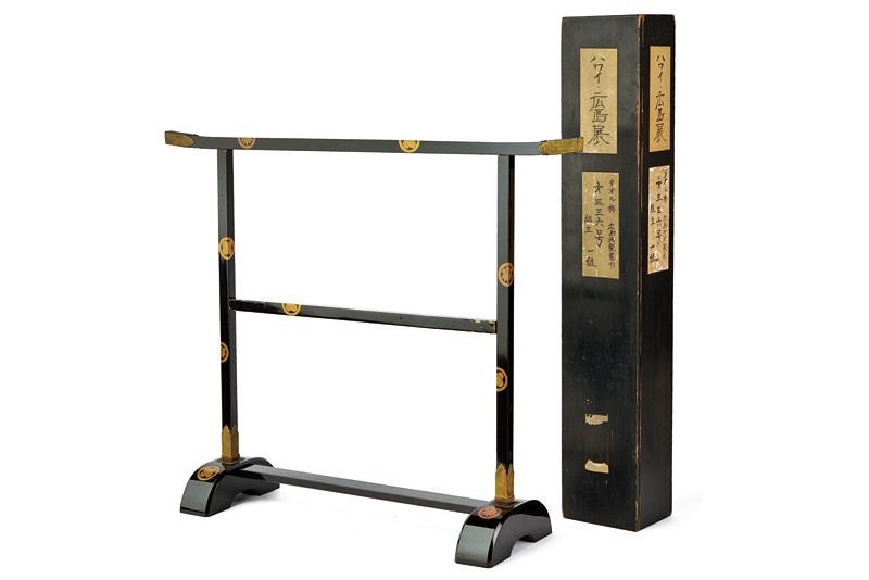 An important Tenugi-kake of the Asano family Edo Period (1603-1867 ...